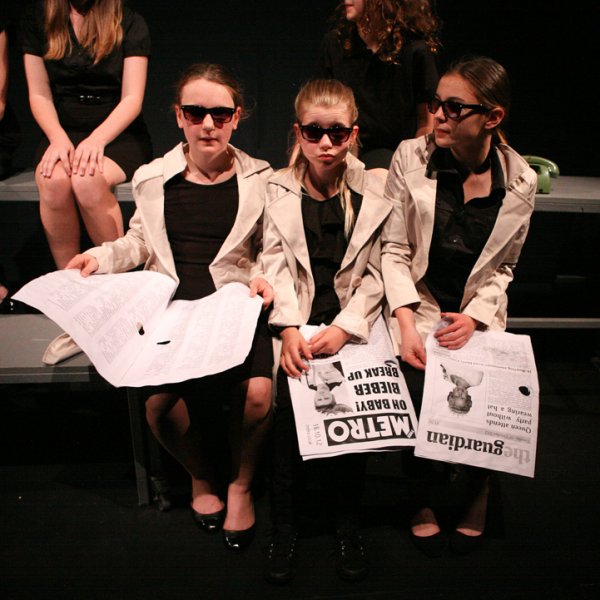 Max Remy Super Spy | Stage Noise - Diana Simmonds