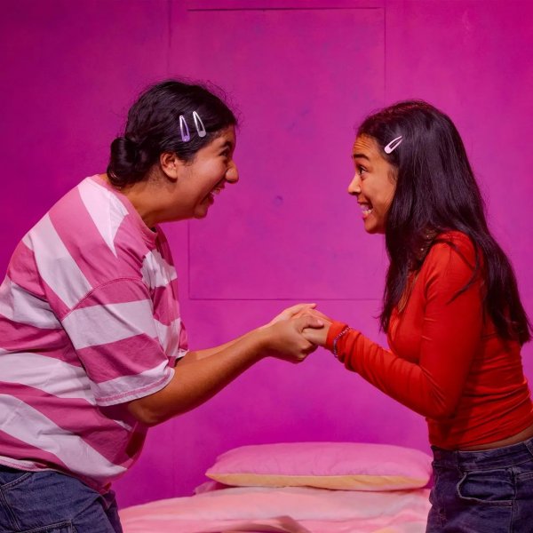 Amber | Stage Noise - Diana Simmonds