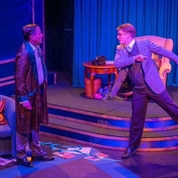 Present Laughter | Stage Noise - Diana Simmonds