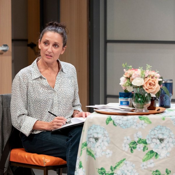 Luna Gale | Stage Noise - Diana Simmonds