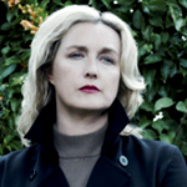 Victoria Longley | Stage Noise - Diana Simmonds